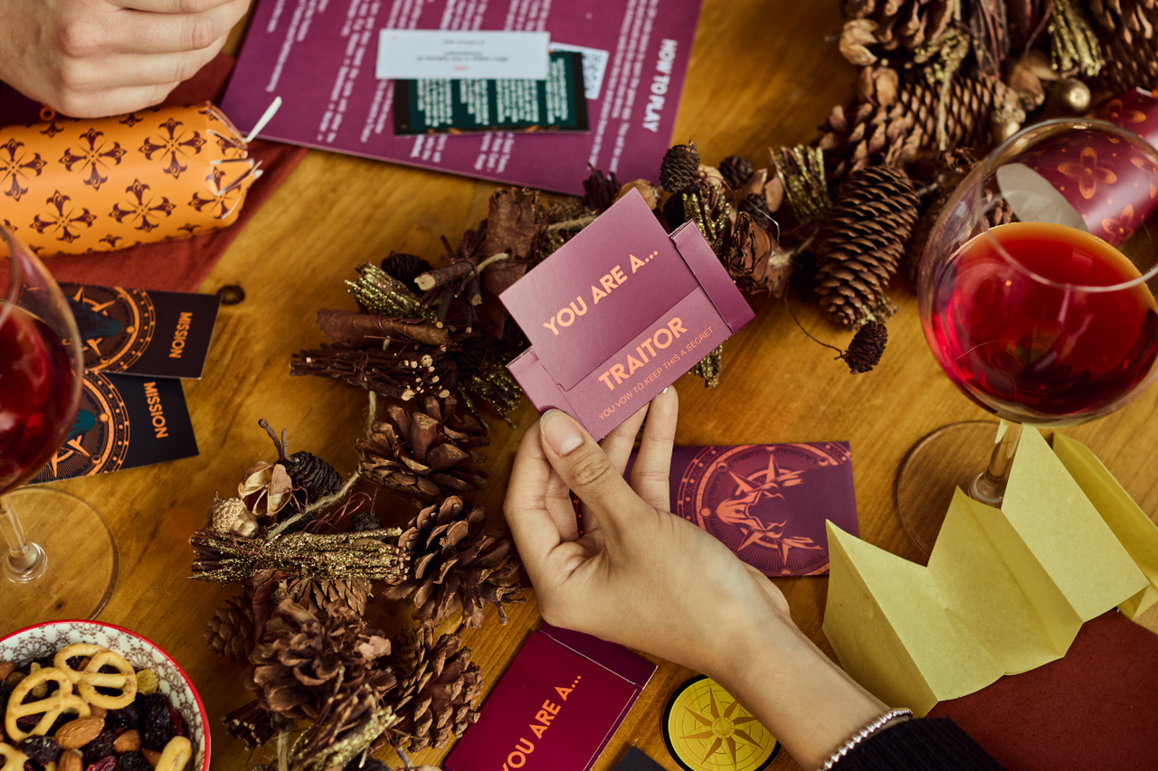 The Traitors Christmas Crackers – Puzzle Post